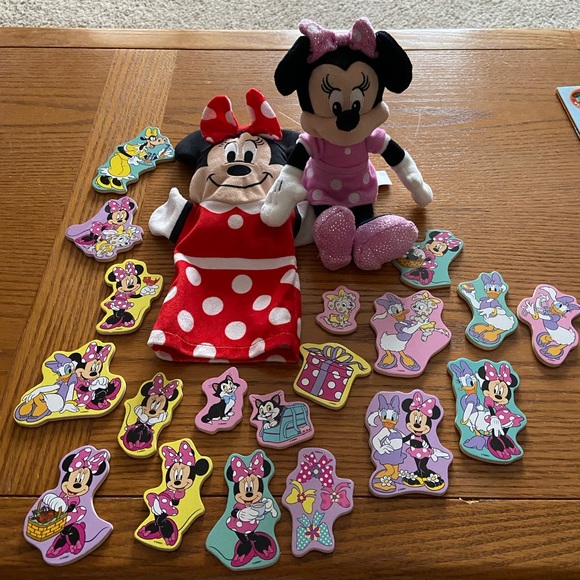 Melissa & Doug | Toys | Minnie Wooden Magnets And Minnie Puppet Both ...